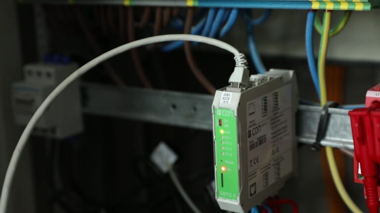 Netzwerk, Datentechnik - Lorenz Elektrotechnik GmbH